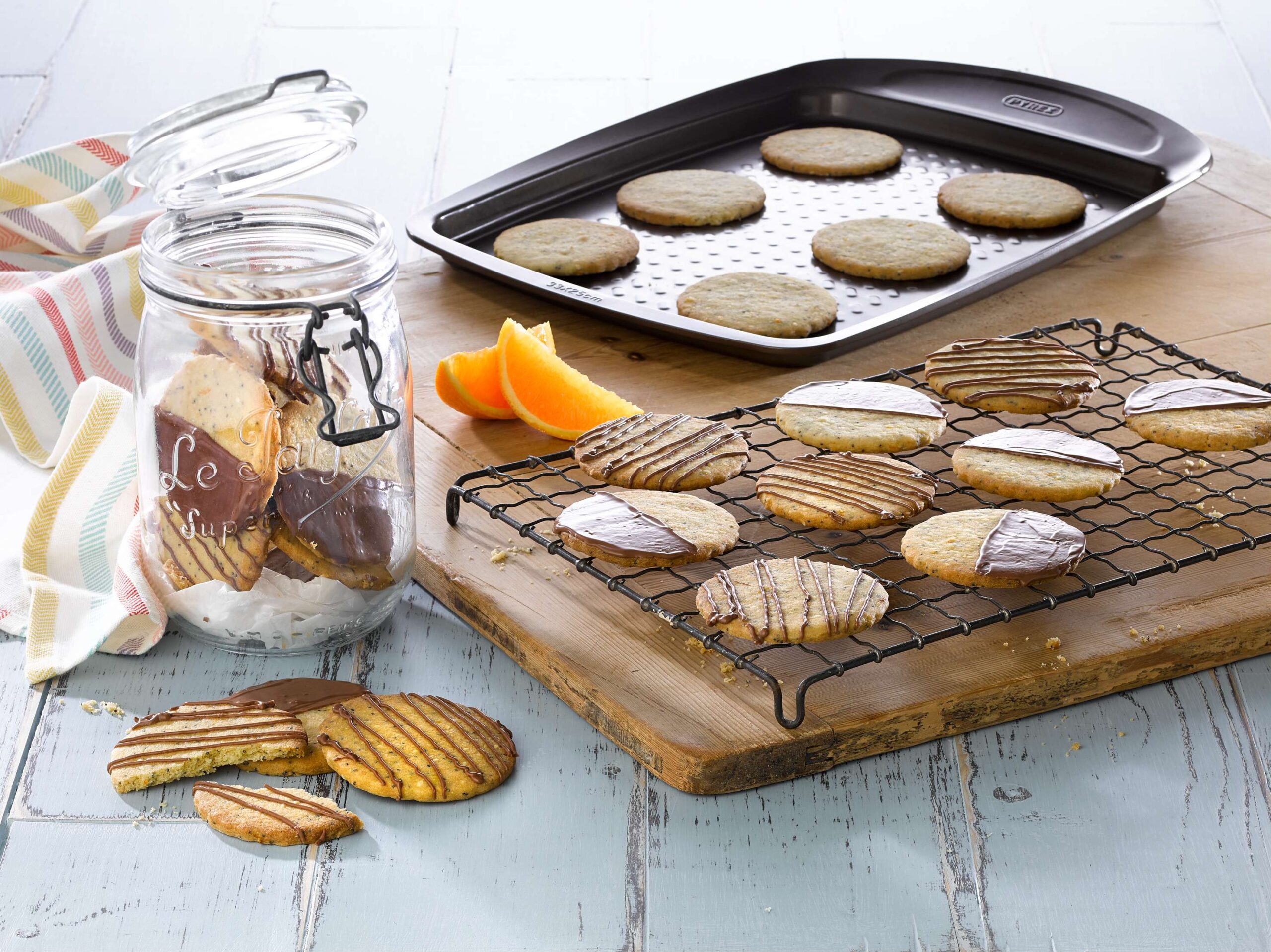 Asimetria - Metal Baking tray 33 x 25 cm - Homewarehouse